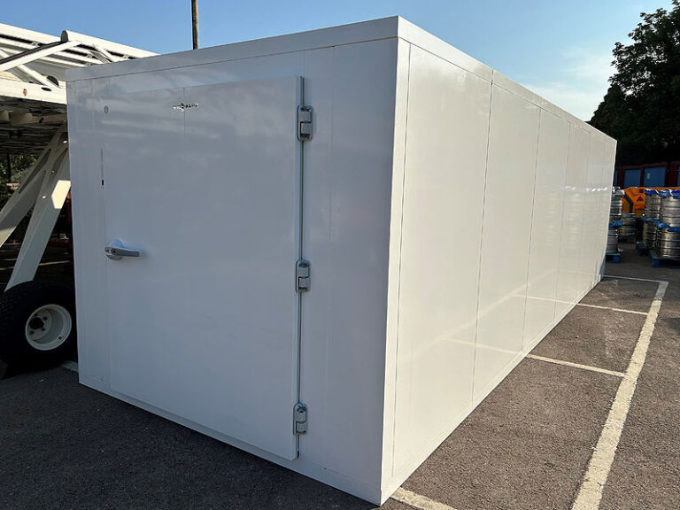 Hire efficient cold rooms with pallet doors | Event Hire Refrigeration